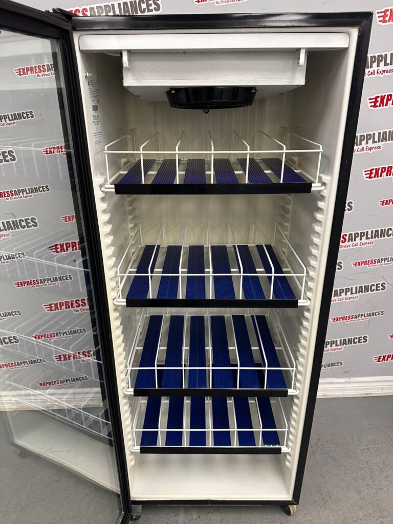 Used GP8 Commercial Display Drinks Fridge DC12HB 349521 For Sale | ️ ...