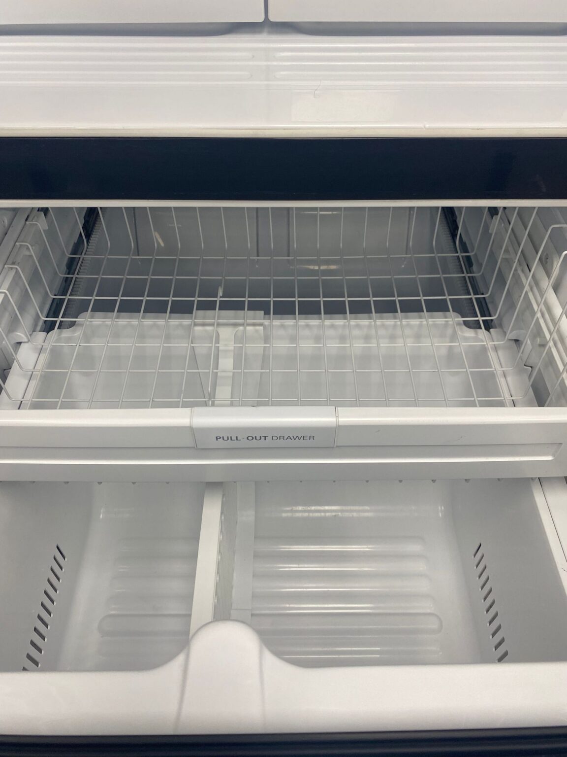 Used LG 33” Refrigerator LFC23760SB/03 For Sale | ️ Express Appliances