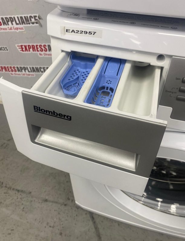 Used Blomberg 24" Washer And Dryer Set WM77120NBL01 DV17542 For Sale ...