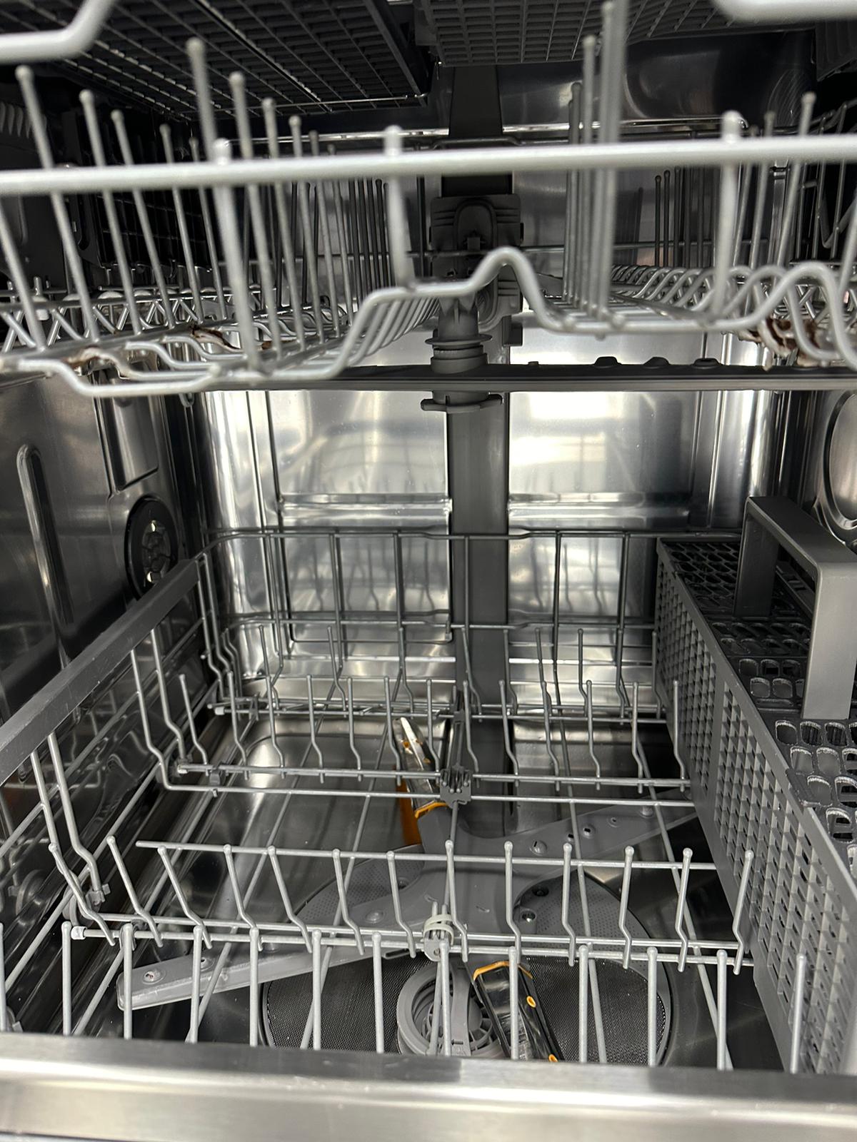 Used LG 24" Build-In Dishwasher LDP6797BD For Sale | ️ Express Appliances