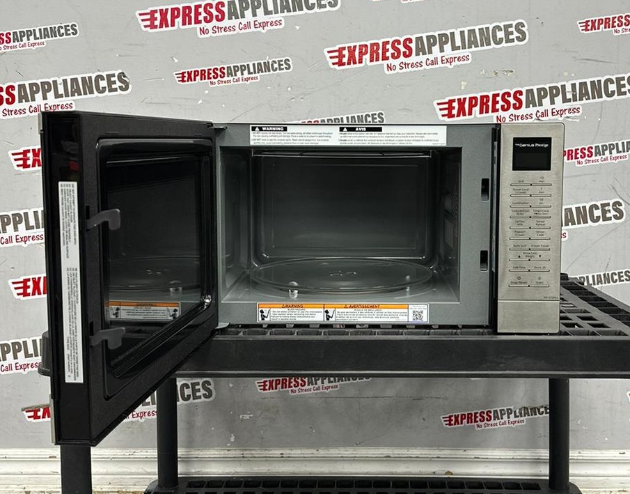 Open Box Panasonic 20” Countertop Microwave NN-GT69KSCWH For Sale | ️ ...