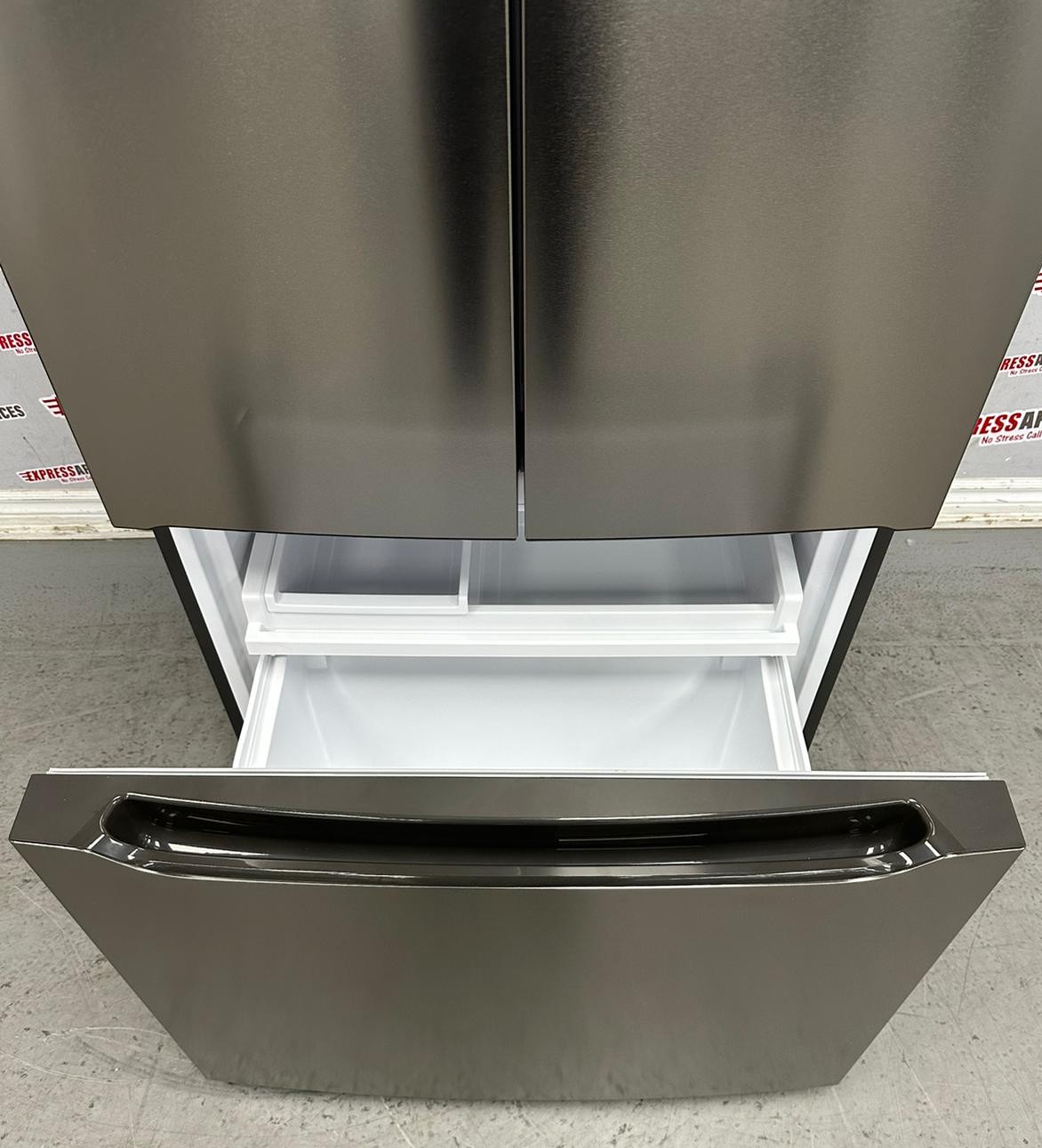 Open Box Frigidaire 33” Counter Depth French Door Refrigerator ...