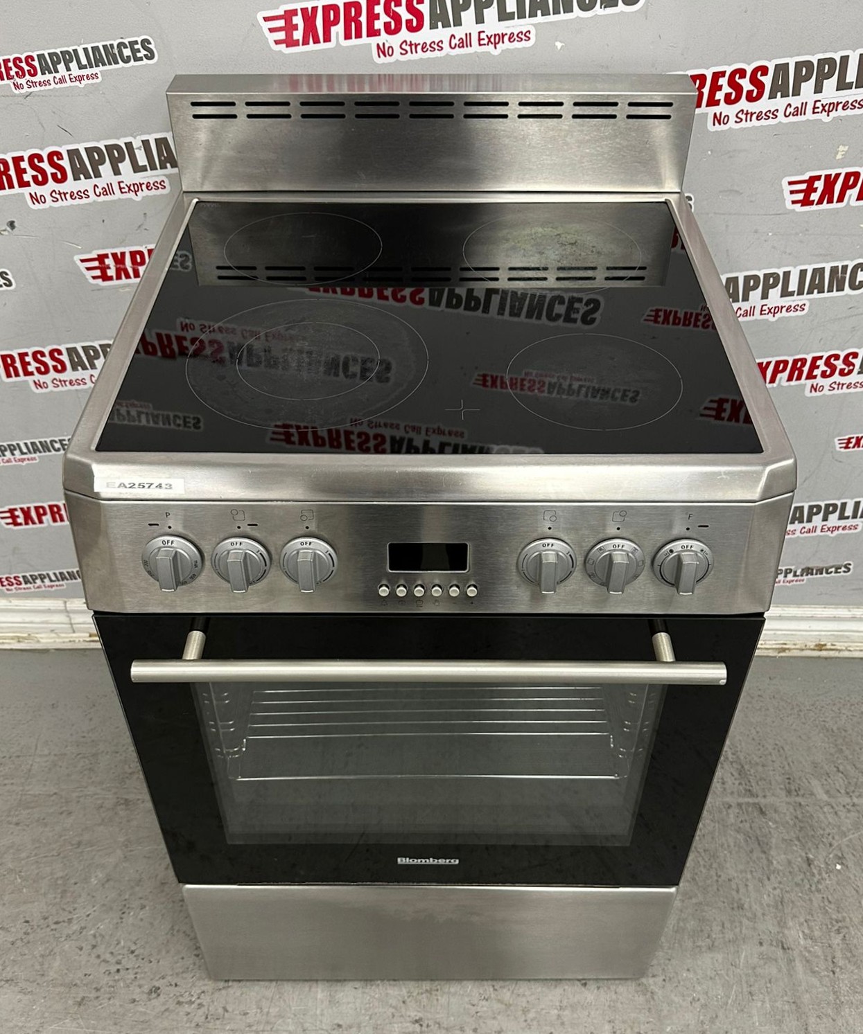 Used Blomberg 24" Freestanding Glass Top Stove BERC24100SS For Sale | ️ ...